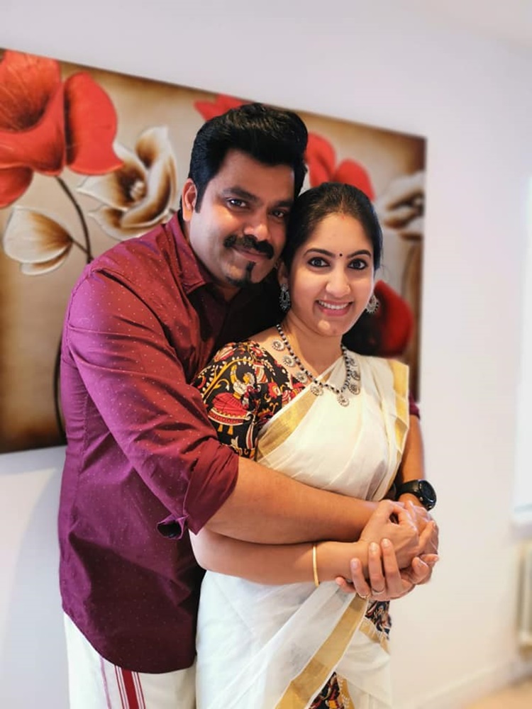 മിനിസ്ക്രീൻ പ്രേക്ഷകരുടെ 'മാനസപുത്രി' ഇപ്പോൾ ഇവിടെയാണ്; ചിത്രങ്ങൾ കാണാം ...