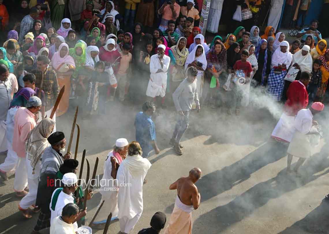 Beemapally Uroos begins-ചന്ദനക്കുടം മഹോത്സവത്തിനു തുടക്കം ...