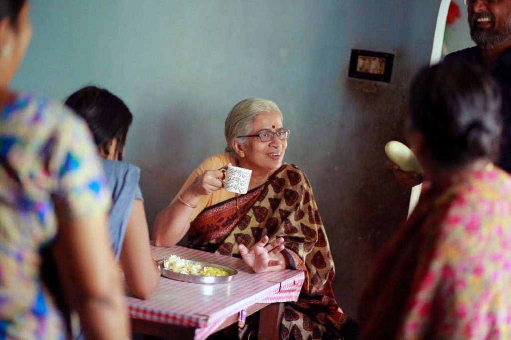 ഓർമ്മ സന്ധ്യയുടെ ചേക്കു ചില്ലകളിൽ അഷിത | Indian Express Malayalam