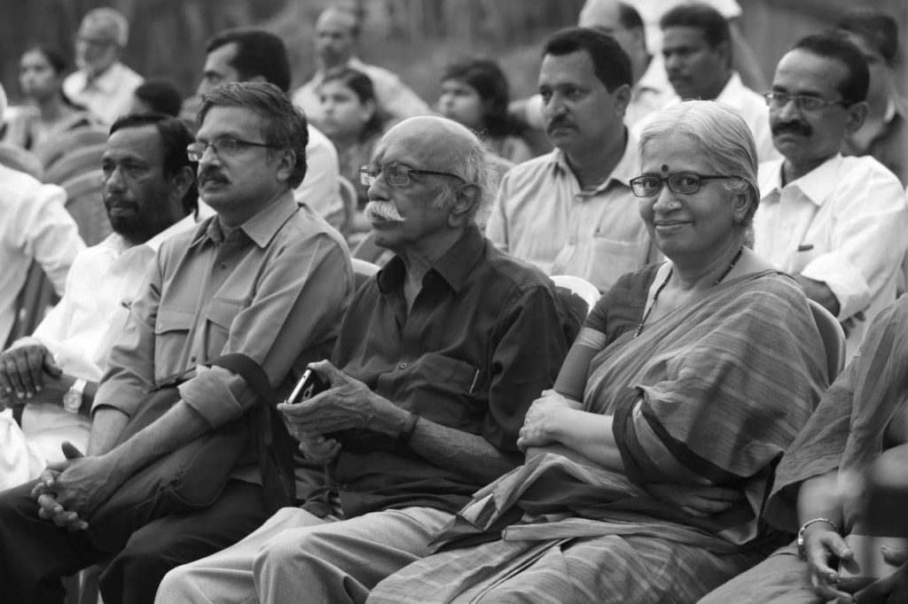 ഓർമ്മ സന്ധ്യയുടെ ചേക്കു ചില്ലകളിൽ അഷിത | Indian Express Malayalam