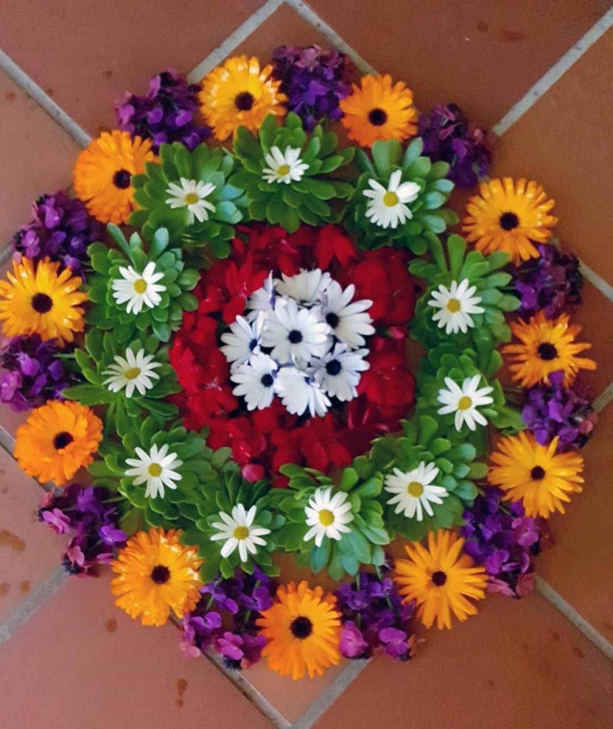 Onam 2020: Simple, Easy to make Athapookalam Design, Pookalam Designs ...