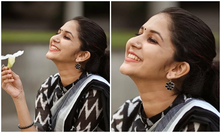 ഫ്ളോറൽ ഡ്രസ്സിൽ അതിസുന്ദരിയായി ജൂഹി രുസ്തഗി - Uppum Mulakum fame Juho ...